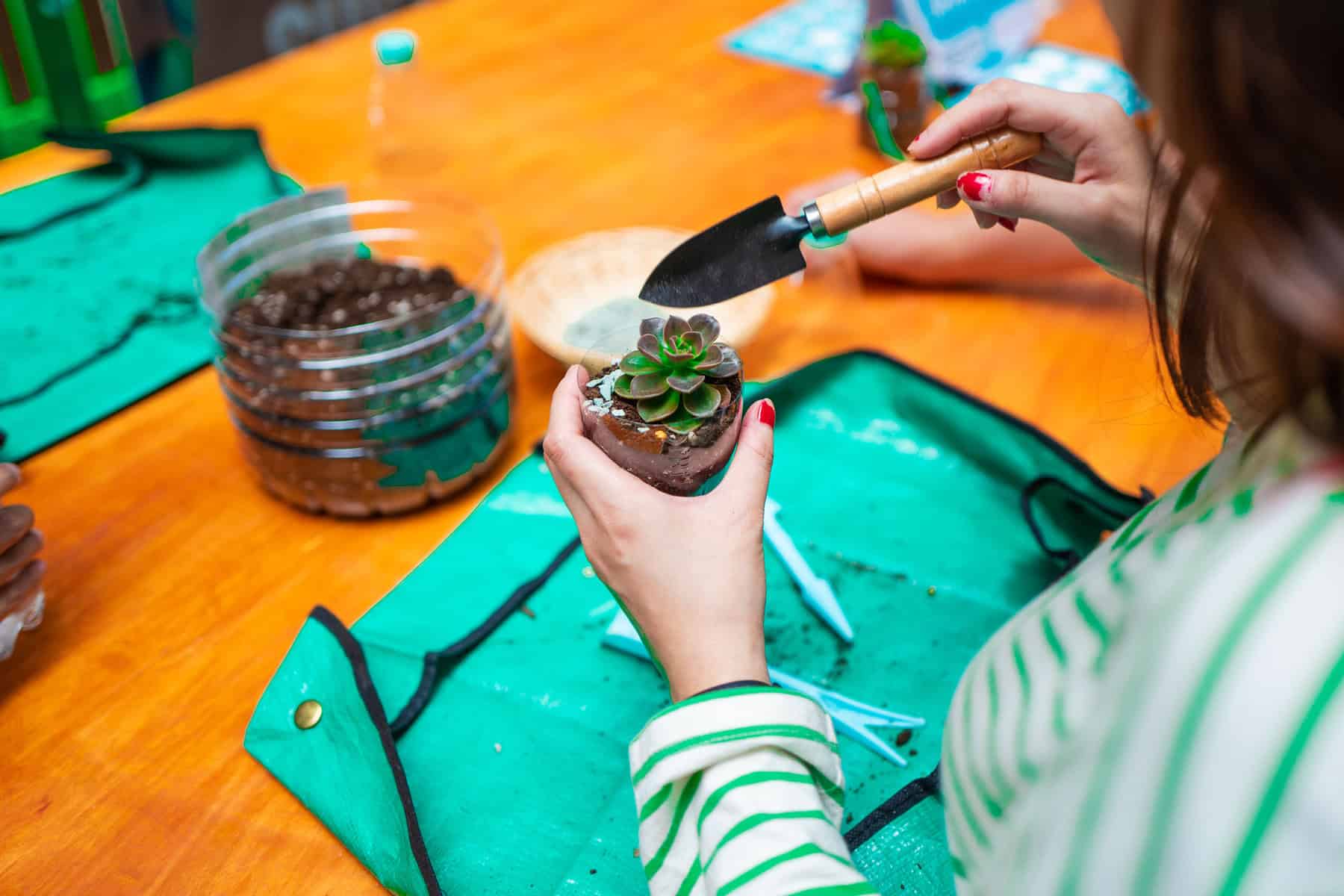 Top 5 DIY Water Bottle Ideas You Can Try Out Today - Spritzer® Natural ...